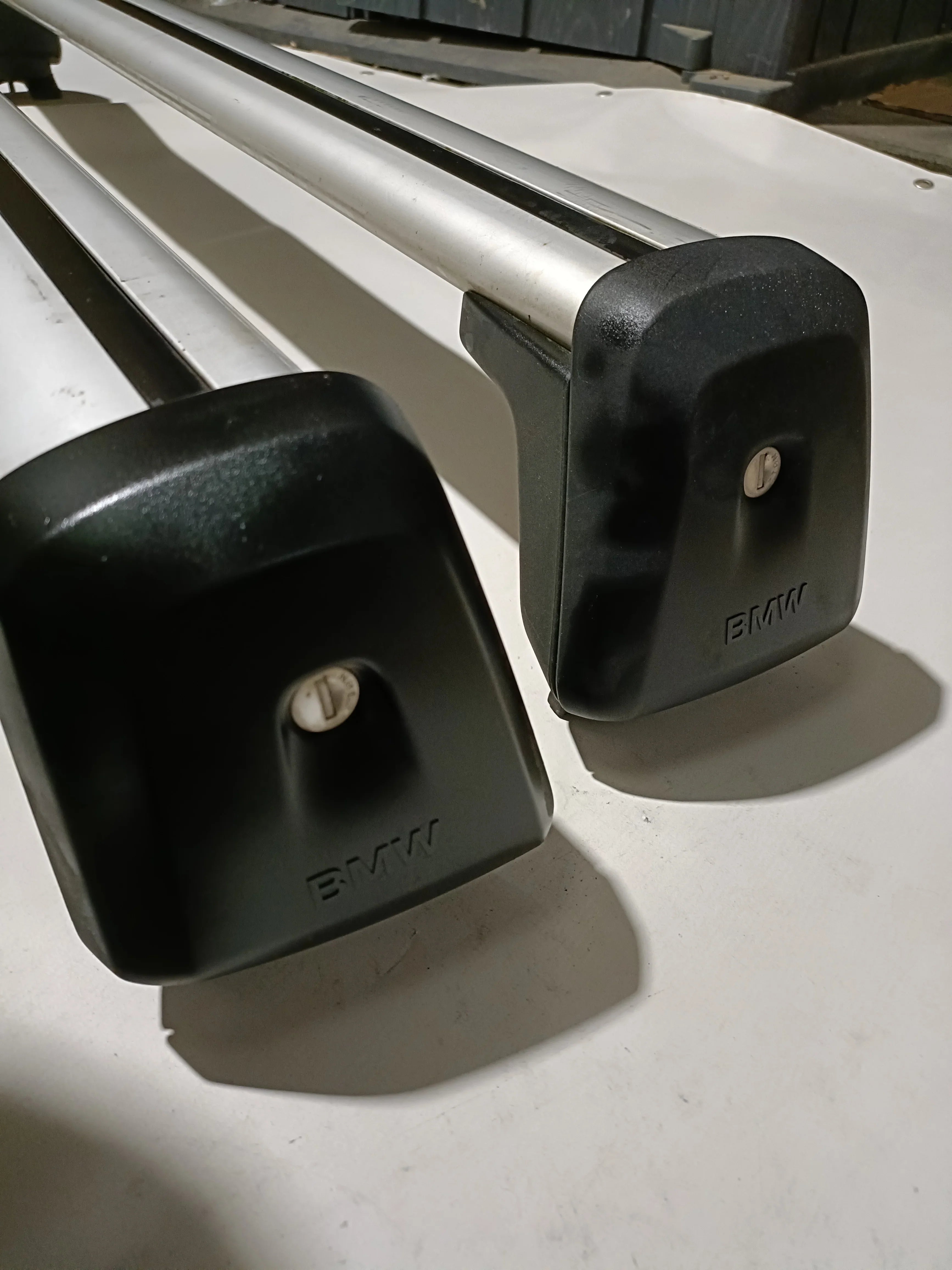 BMW G20 3 Series Saloon OEM Roof Bars – Roof Boxed